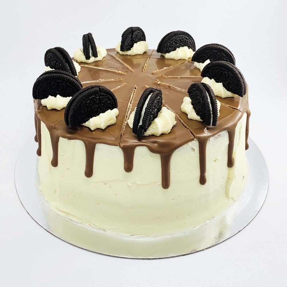 Chocolate Velvet Drip Cake (10 Large Slices)