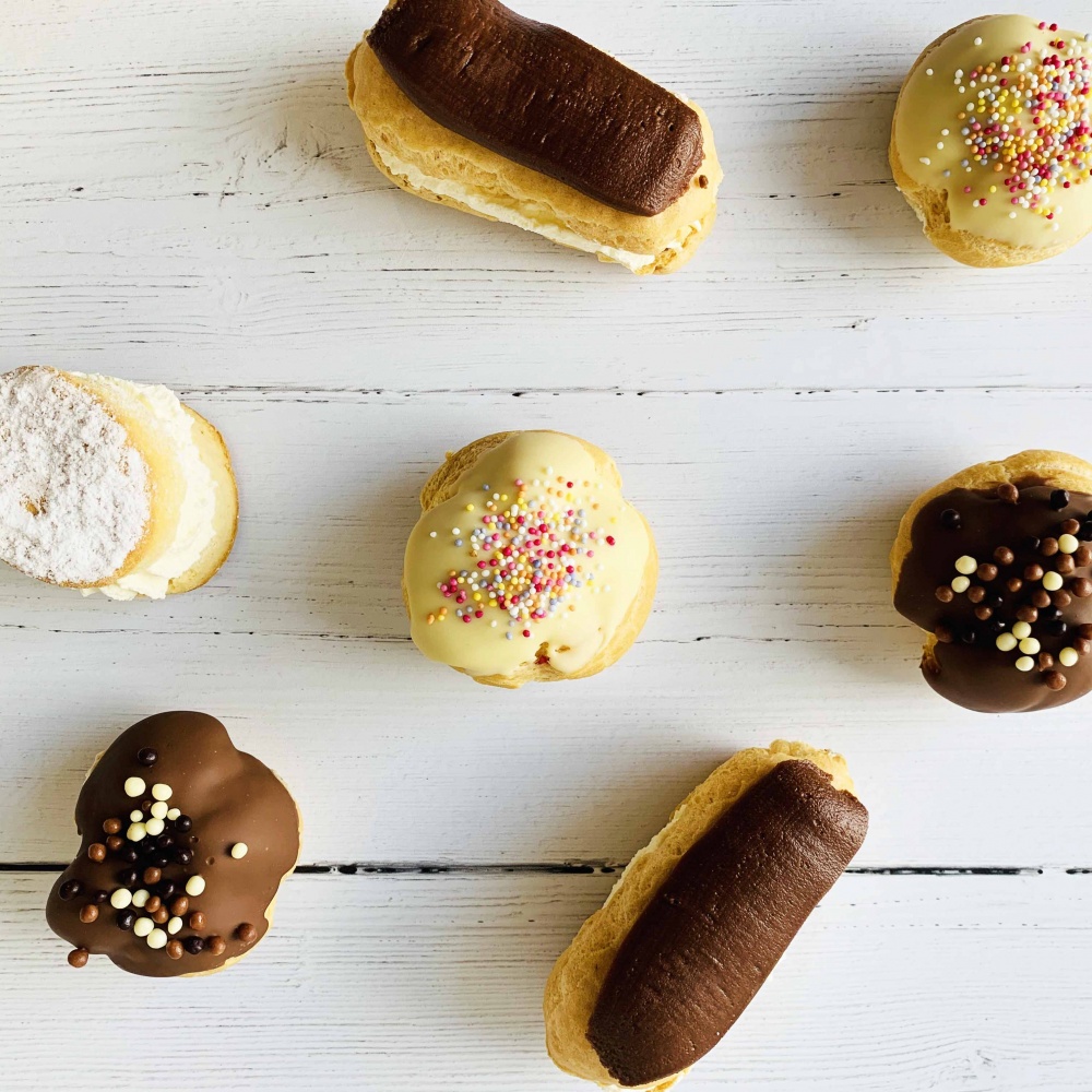 Mini Fresh Cream Cake Platter